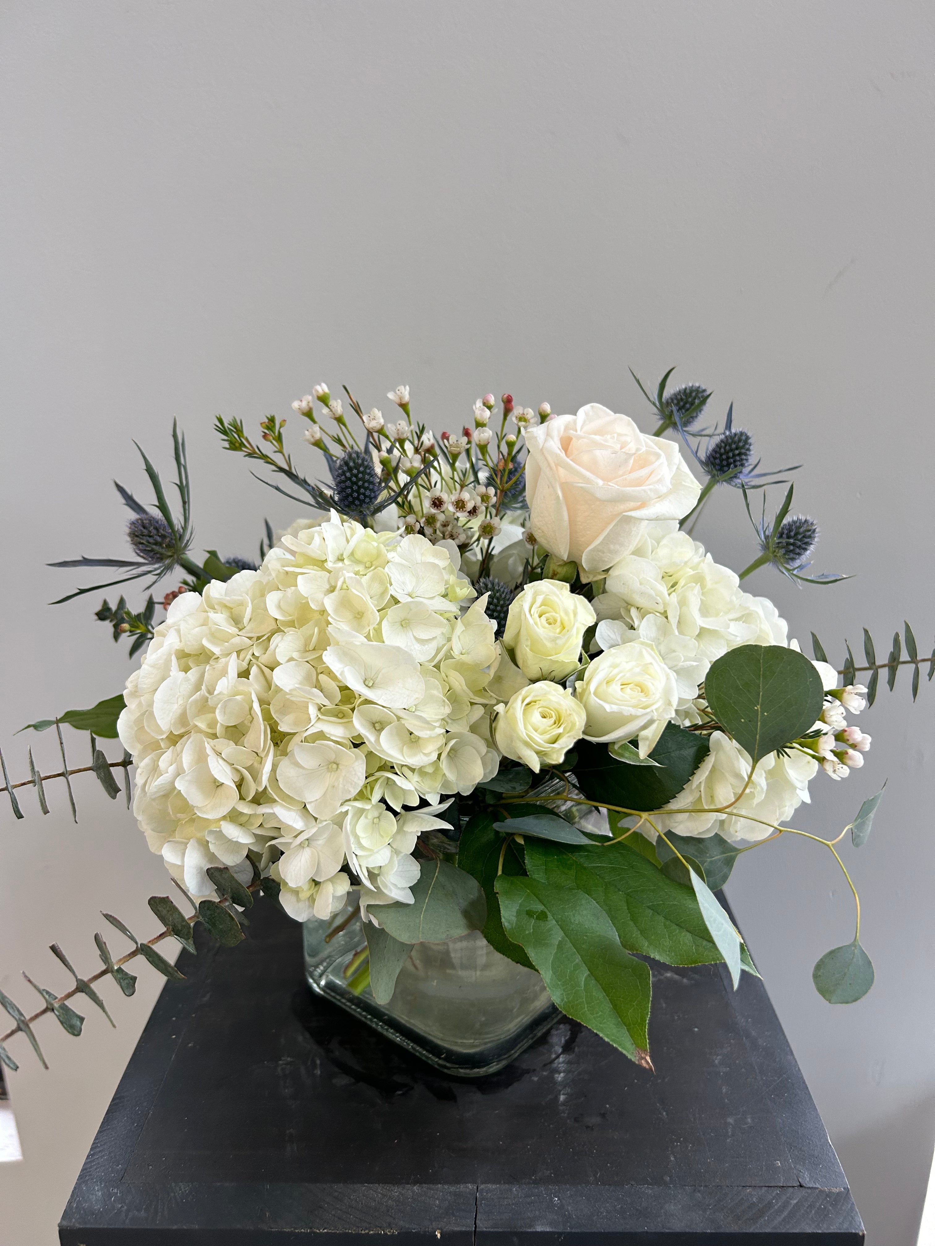 Rustic Garden Cube Centerpiece Arrangement – Ottawa Wedding Flowers